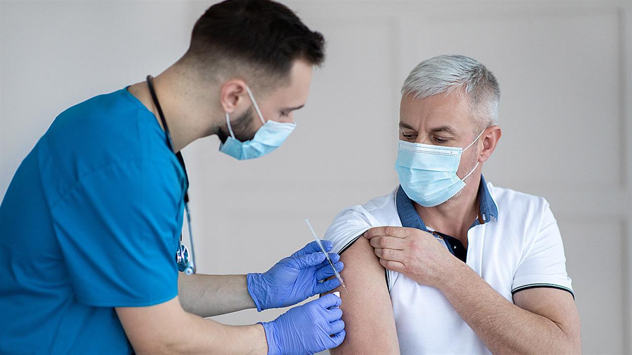 Πού οφείλεται η μυοκαρδίτιδα μετά τον εμβολιασμό κατά της CoViD ...